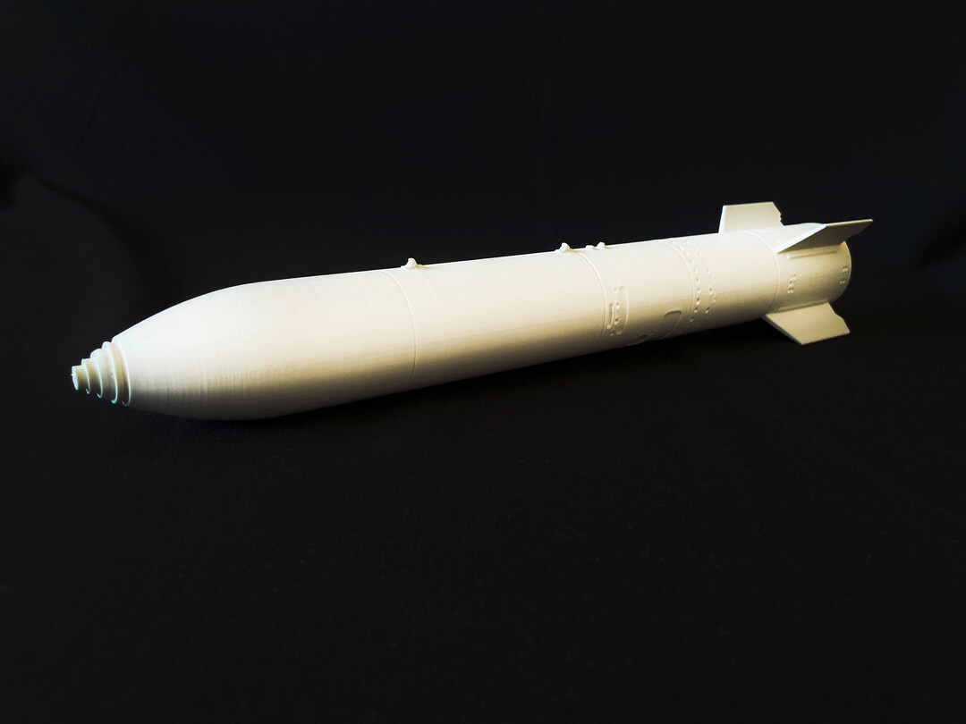 B83 Nuclear Bomb 1:12 Scale Model 300mm Replica Nuke Atom Atomic 3D ...