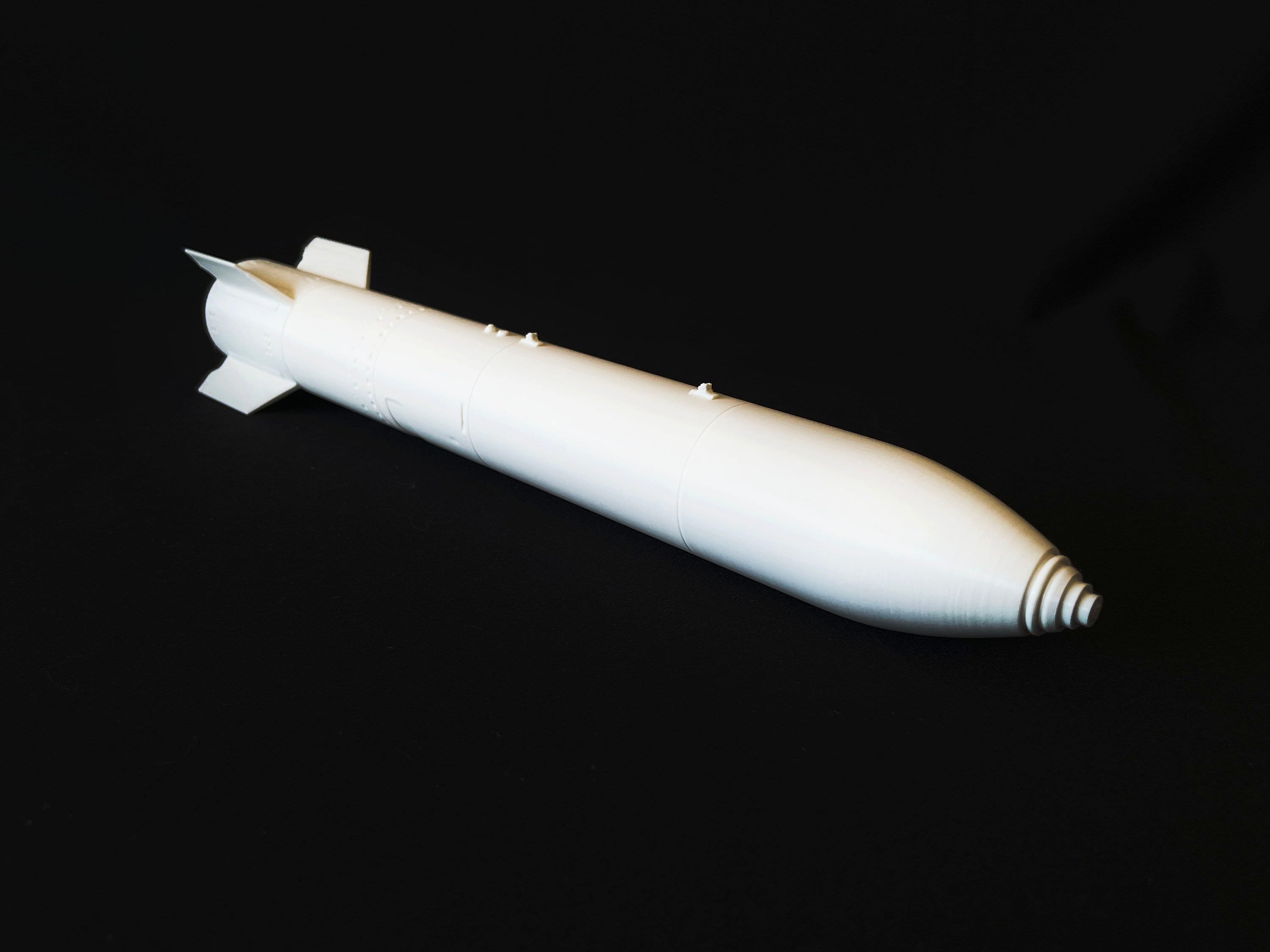 B83 Nuclear Bomb 1:12 Scale Model 300mm Replica Nuke Atom Atomic 3D ...