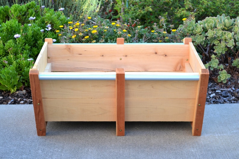 Beautiful Cedar Garden Bed | Etsy