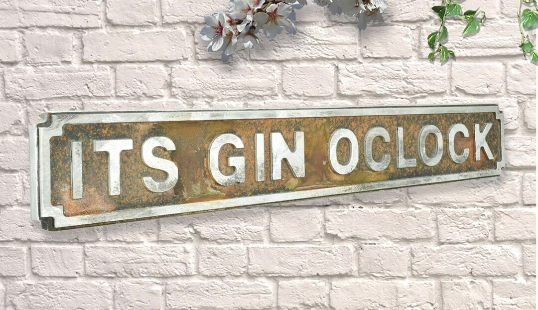 Gin O'clock Sign: Rustic Hardwood Bar Decor (l60cm) - Etsy
