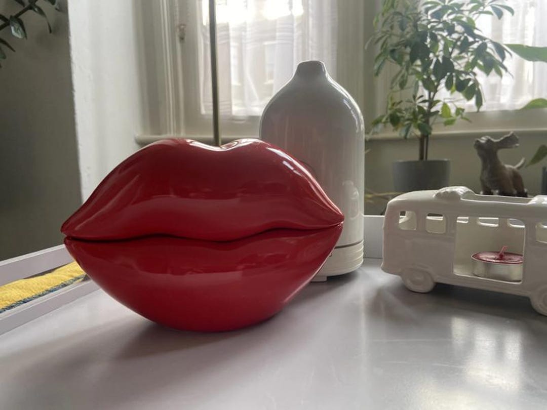 Sexy Ceramic Red Lips Secret Storage Trinket Box Ornament Shelf Mantel ...