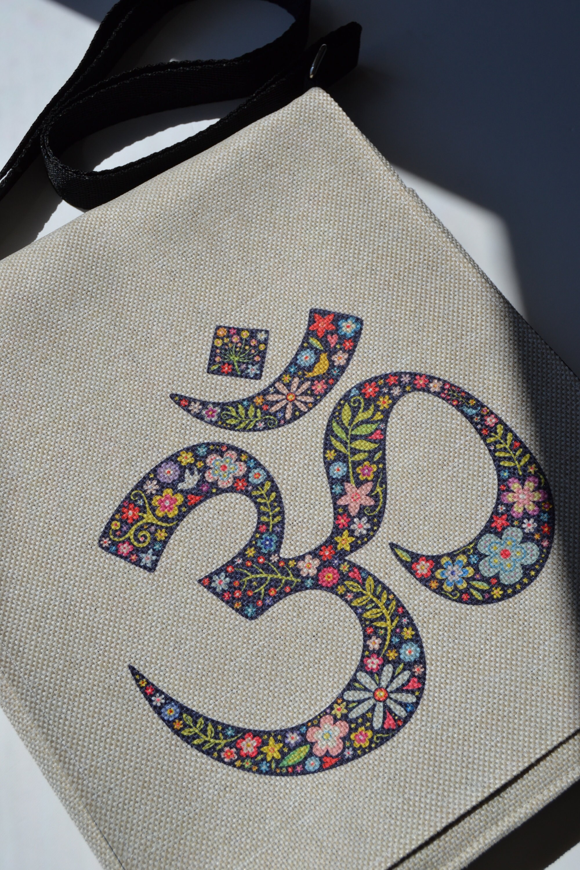 Handmade Linen Yoga Aum Symbol Lady Cat Tiger Red Flower White ...
