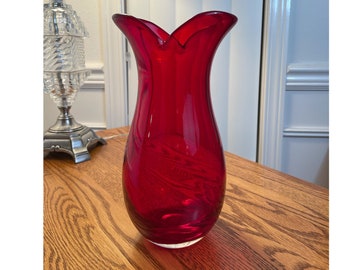 Ruby Red Vase - Etsy