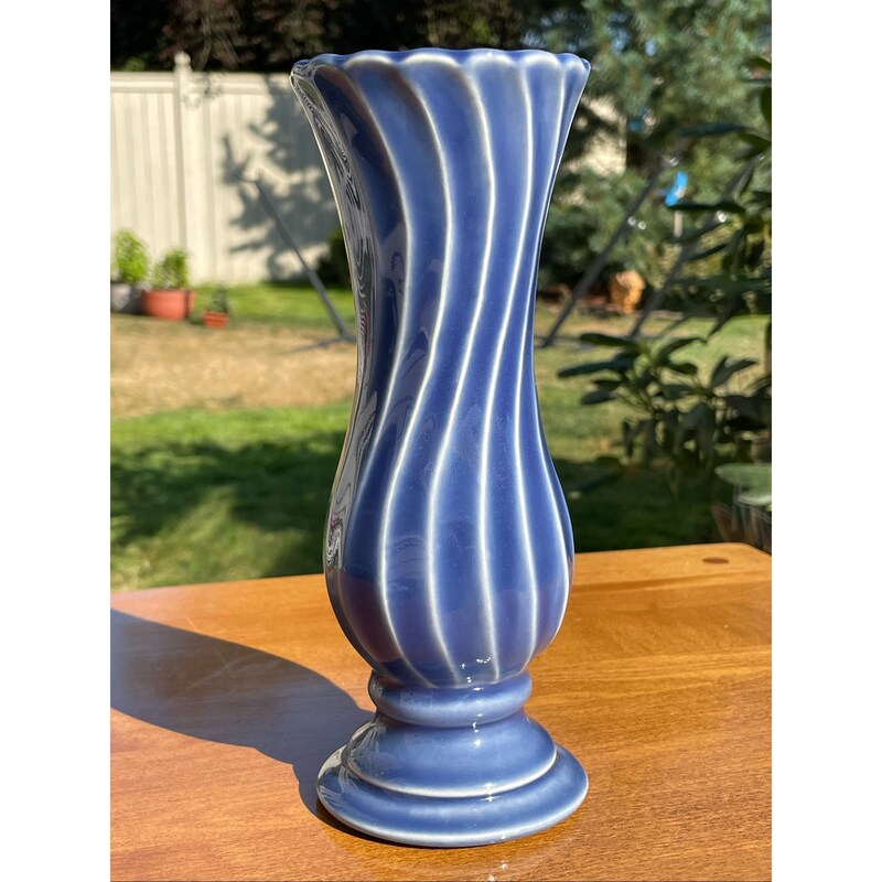 Swirl Vase - Etsy