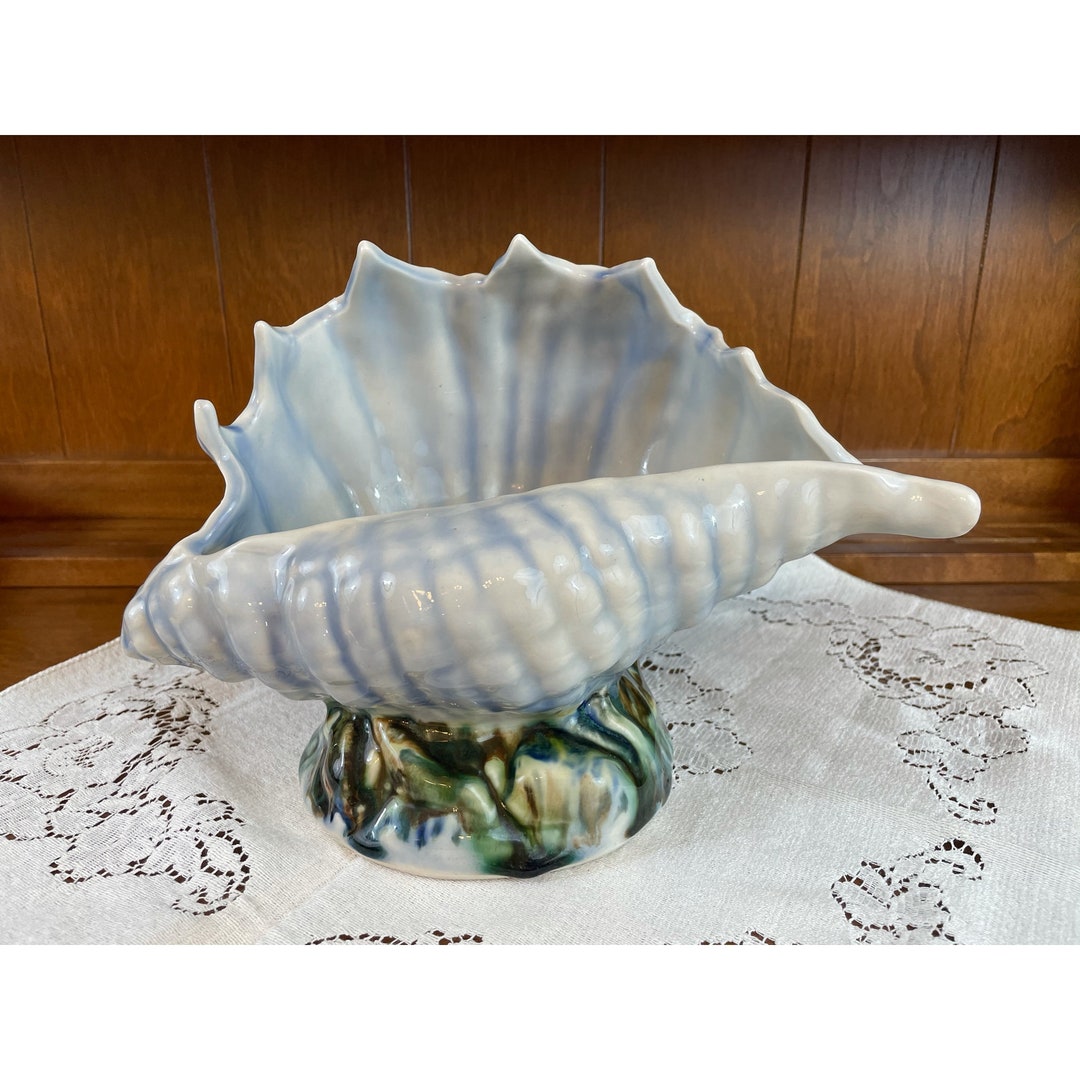 Vintage Large Heavy Glossy Ceramic Seashell Bowl Decorative Accent ...