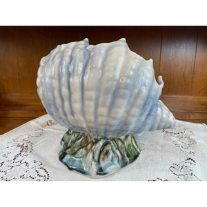Vintage Large Heavy Glossy Ceramic Seashell Bowl Decorative Accent ...
