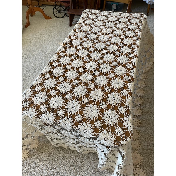 Crochet Doily Tablecloth - Etsy