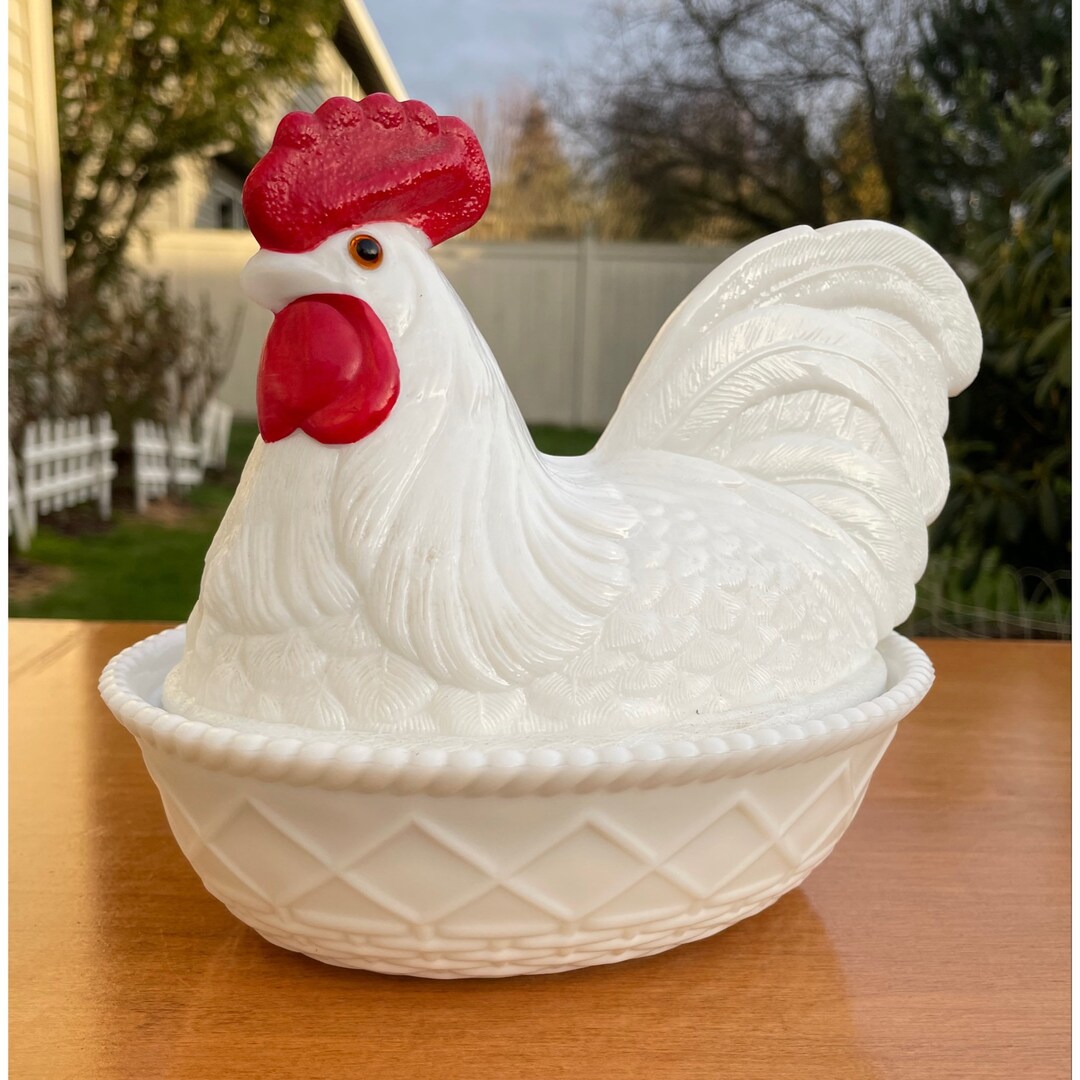 Vintage Westmoreland 1950s Large Milk Glass Chicken With Glass Eyes in ...