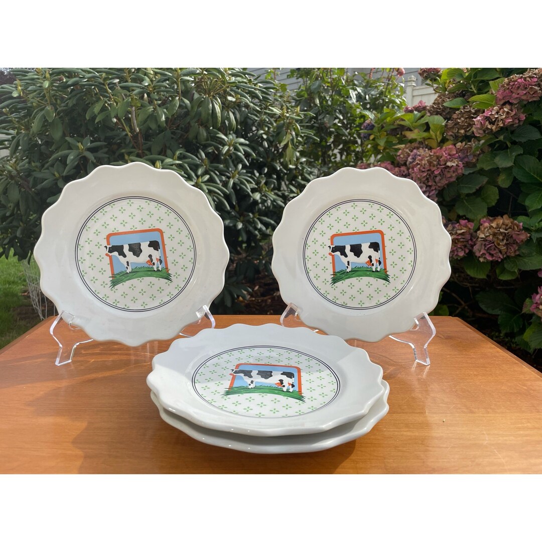 VTG Year 1981 Vandor Country Vanvac Pattern Cow Farm Animal Scalloped ...