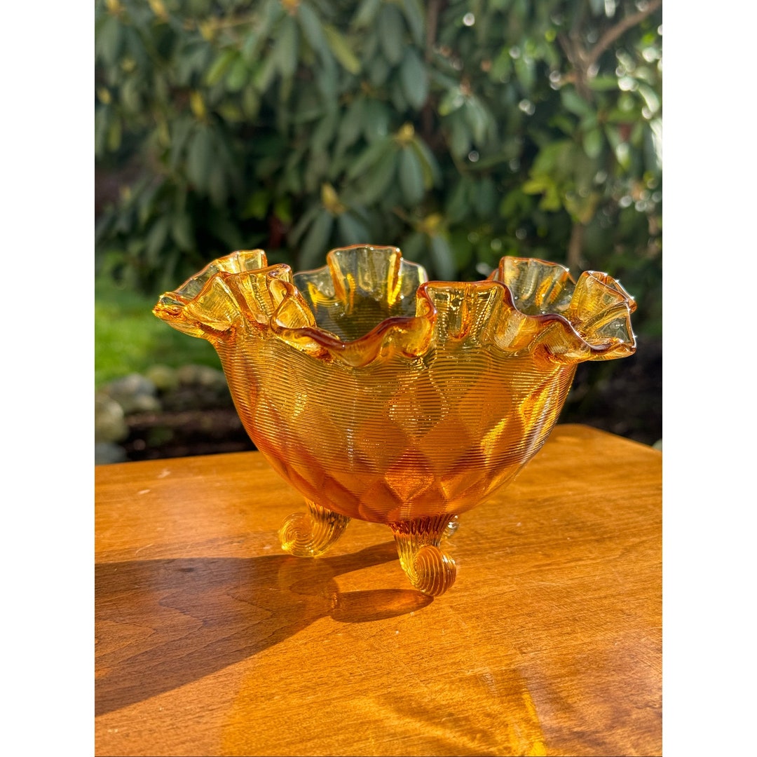 Vintage Fenton Art Glass Diamond Optic Threaded Double Crimped Ruffled ...