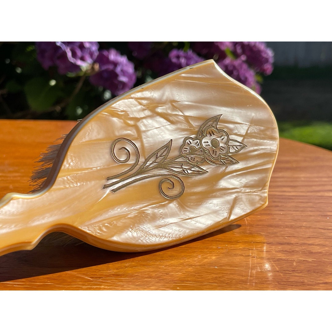 Vintage Art Deco Pyralin Celluloid Art Deco/retro Brush/lady's Vanity ...