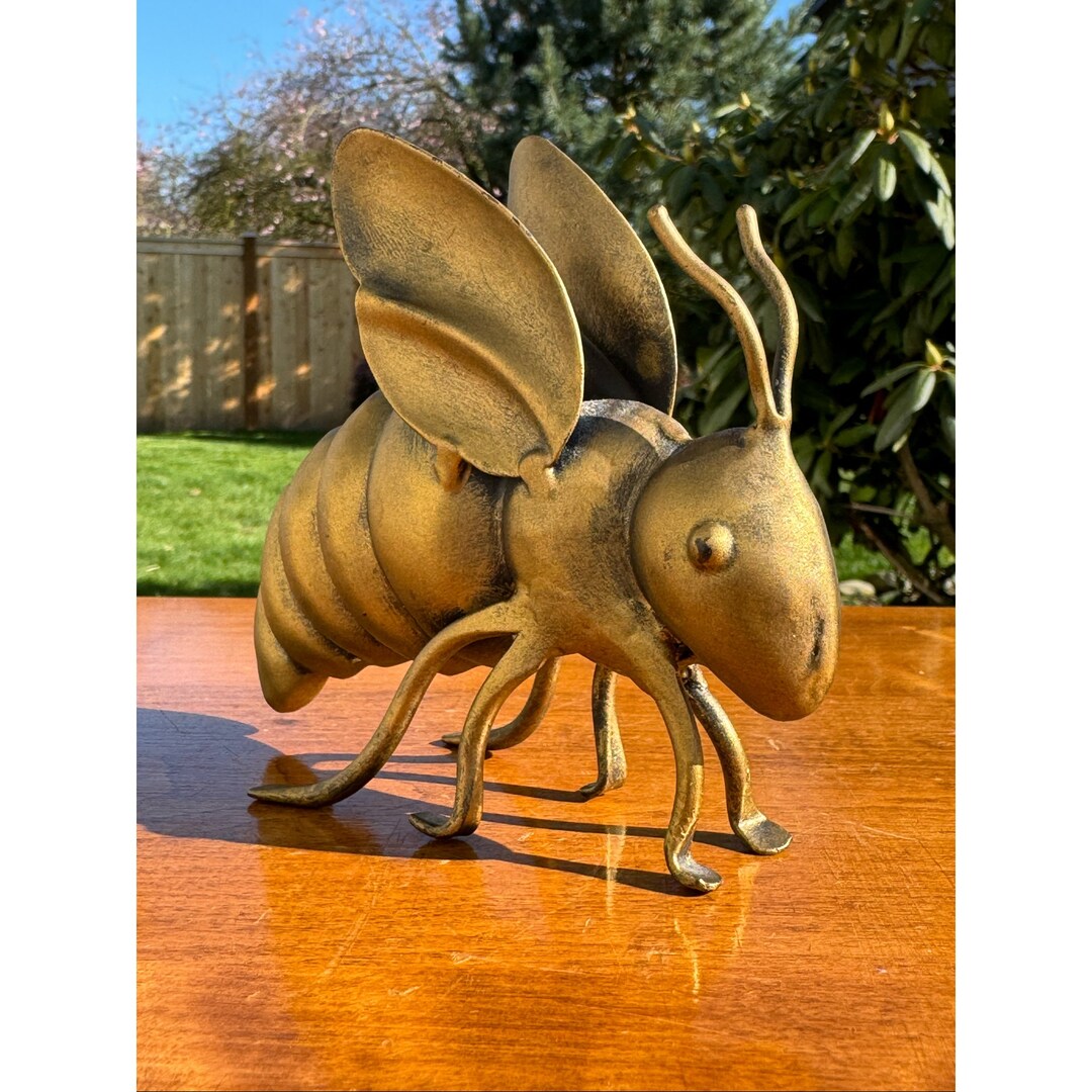 Vintage Metal Bee Paperweight Cute Hollow Bug Desk Home Office ...