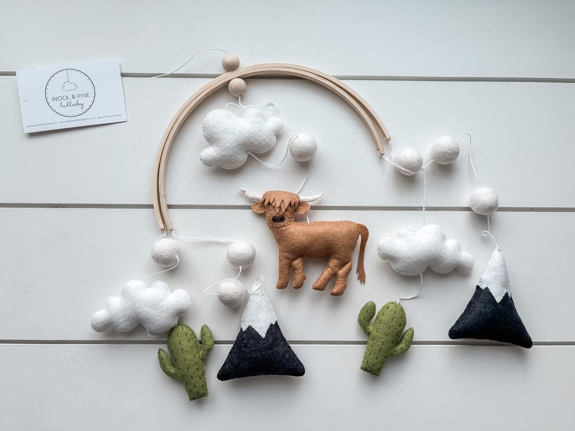 Highland Cow Baby Mobile | Felt Mobile | Gender Neutral Nursery ...