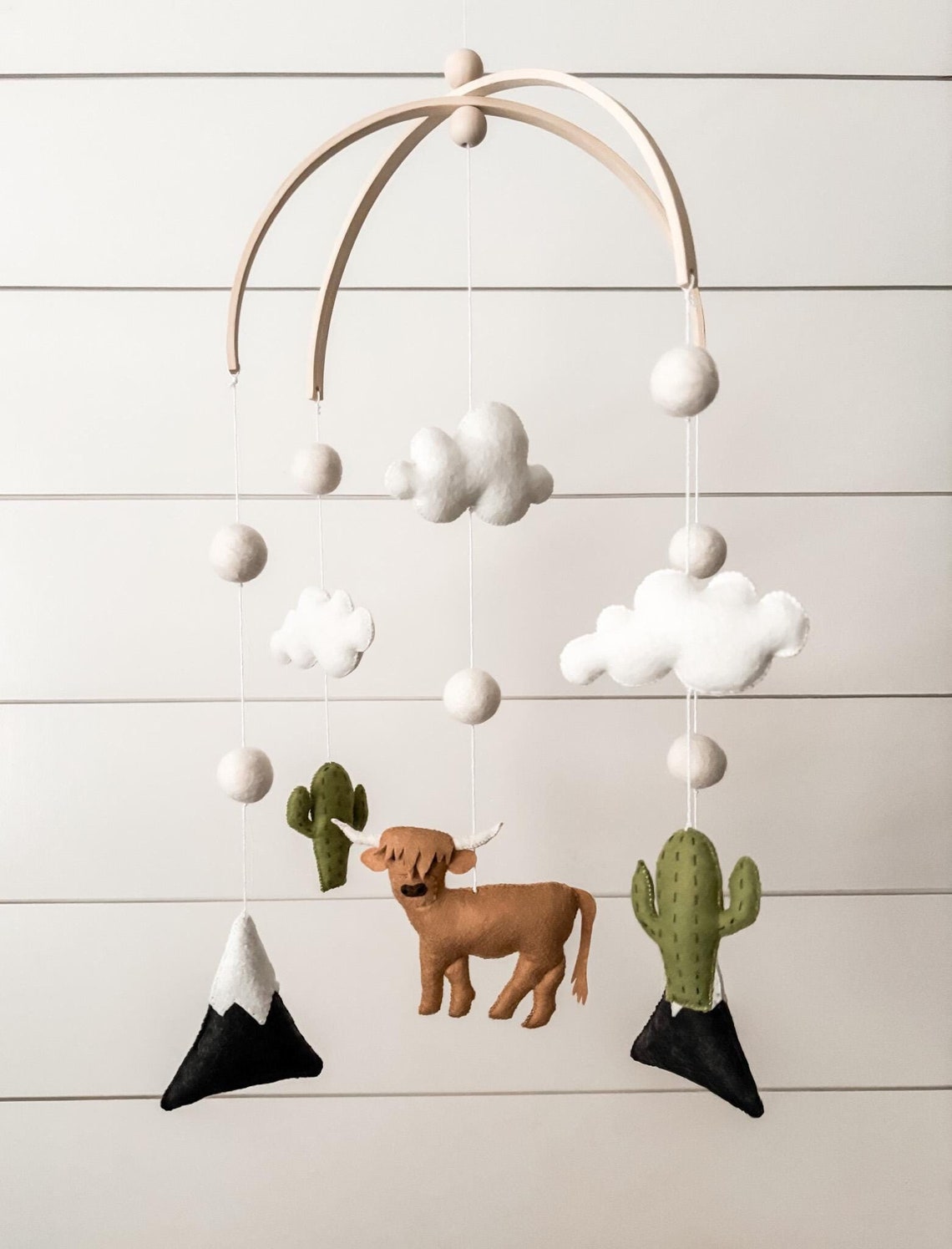 Highland Cow Baby Mobile | Felt Mobile | Gender Neutral Nursery ...