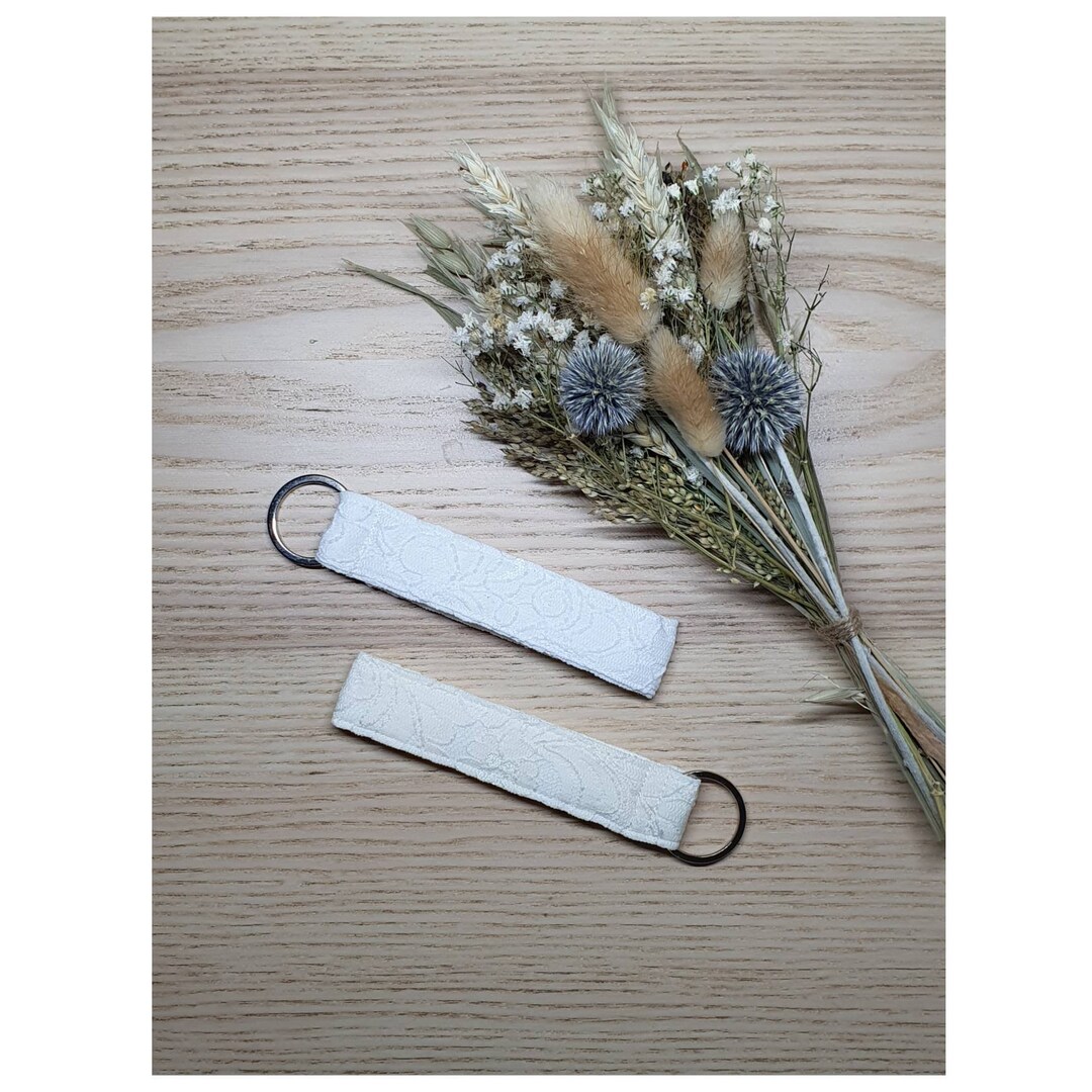 Handmade Lace Keyring Key Chain Ivory and White for Special - Etsy
