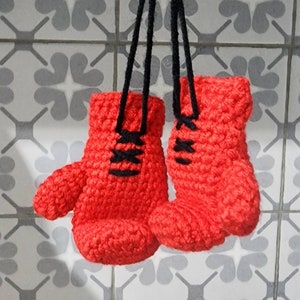 Knockout Crochet Gloves Pattern: Punch up Your Style With Handmade ...