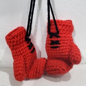 Knockout Crochet Gloves Pattern: Punch up Your Style With Handmade ...