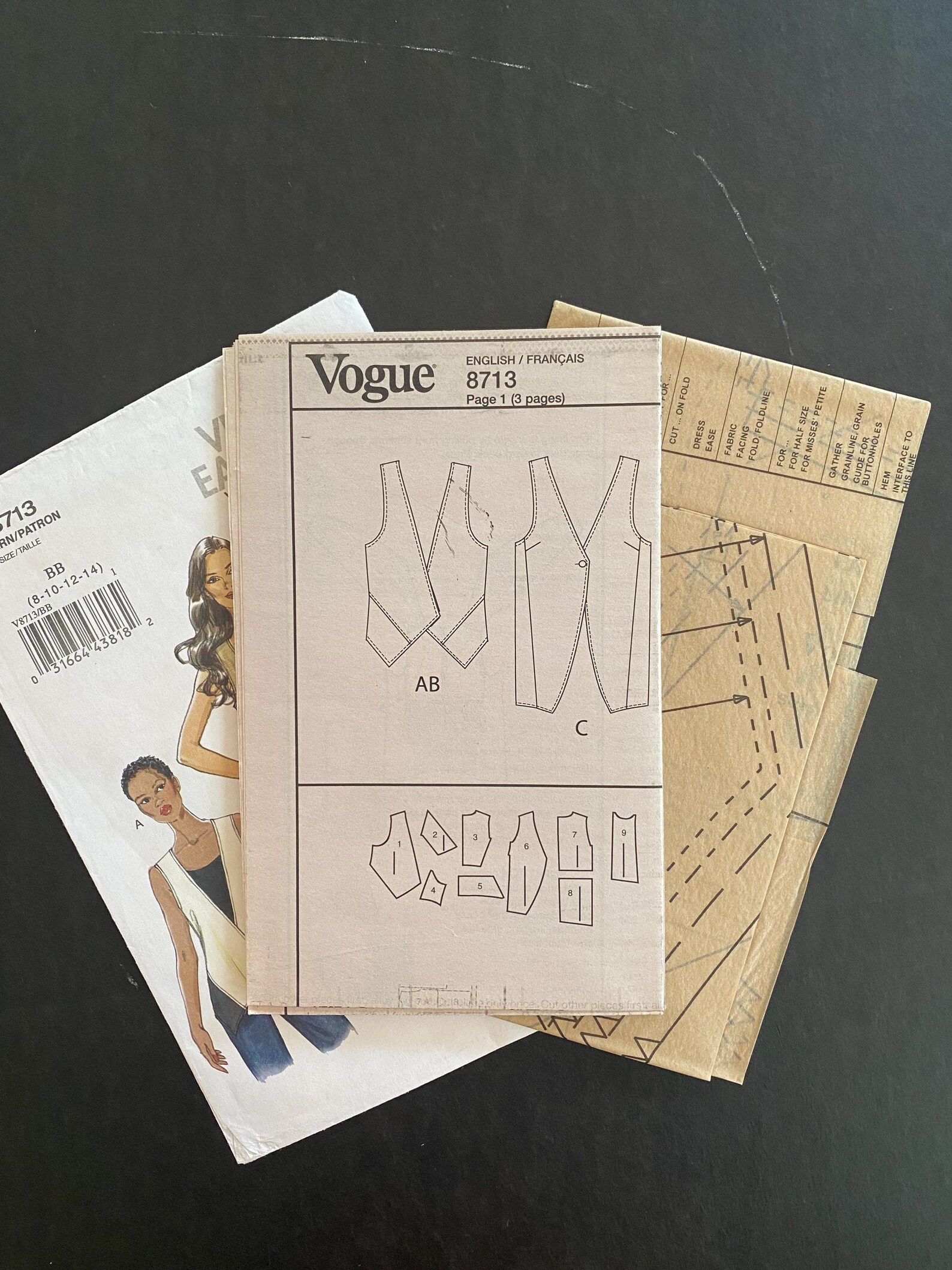 Vogue 8713 Uncut and in Brand New Condition Very Easy Vogue Size 8-10 ...