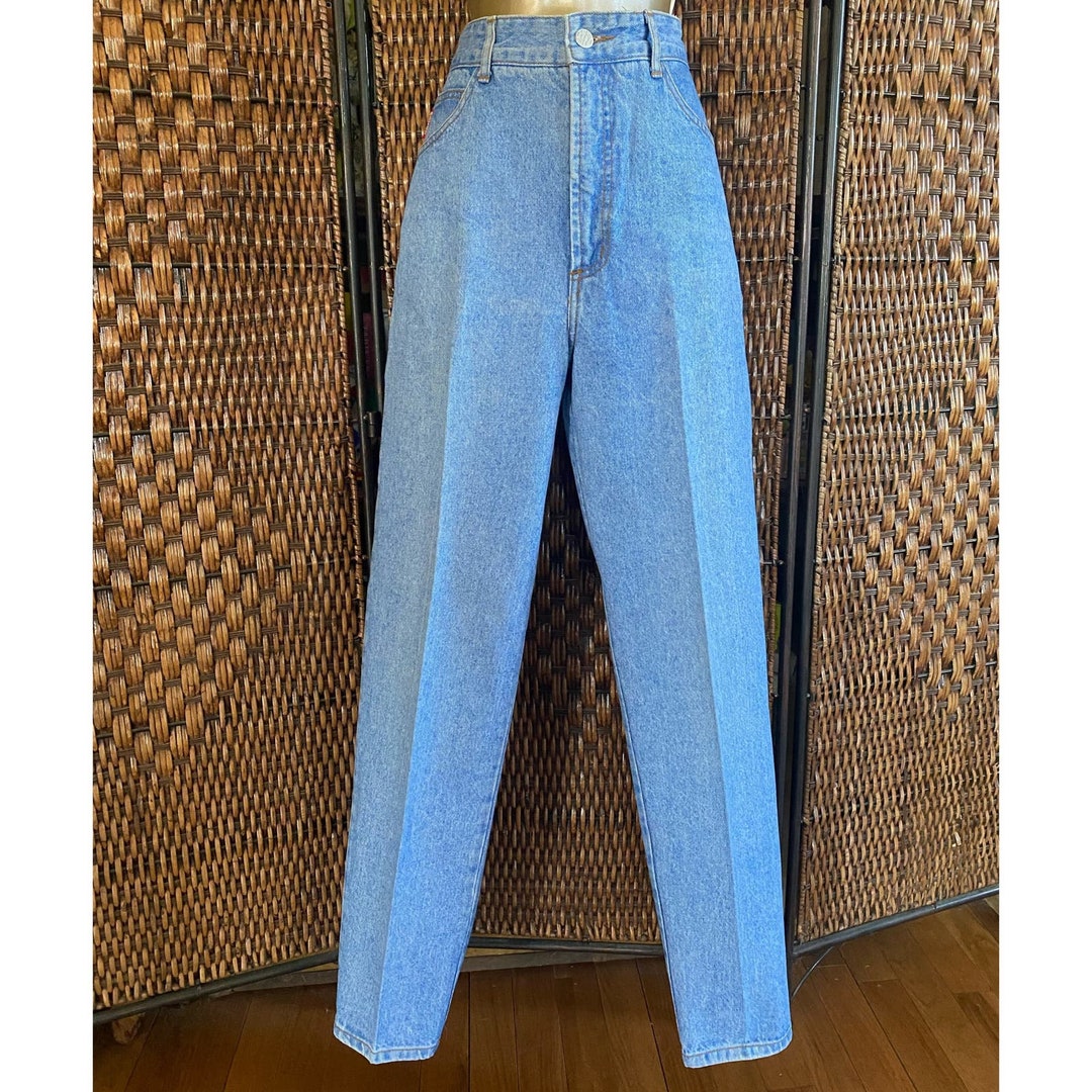 28 Waist//vintage High Waist Yoke Back Tapered Mom Jeans - Etsy