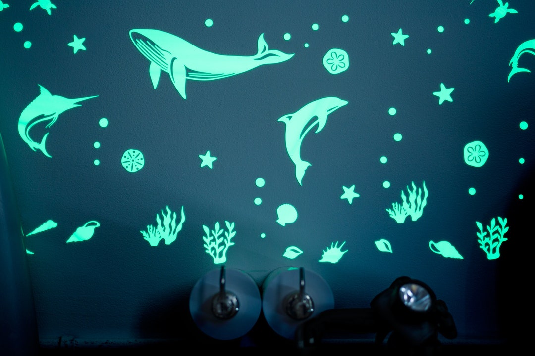 GLOPLAY Removable Reusable Wall Decals/glow-in-the-dark Stickers, Sea ...
