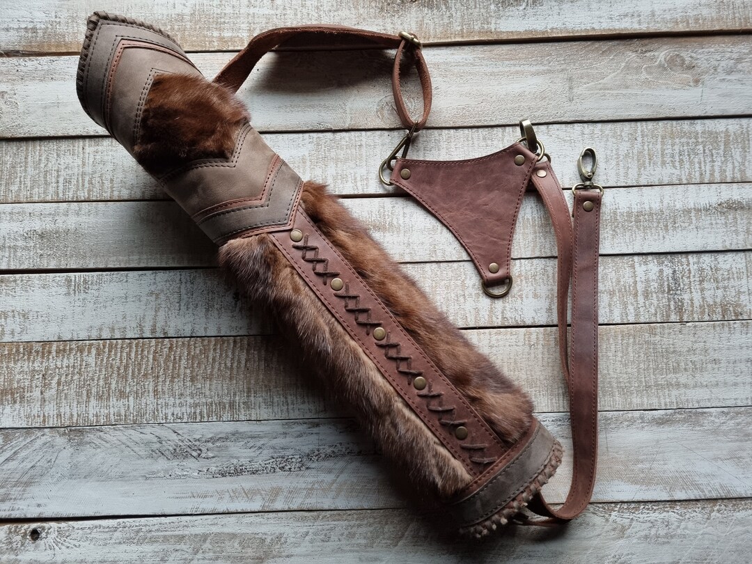 Leather BACK Quiver With Fur - Quiver From Reclaimed Leather - Etsy
