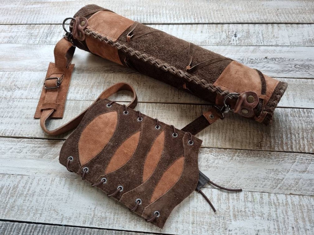 Leather BACK QUIVER and Armguard, Round Suede Leather Shoulder Quiver ...