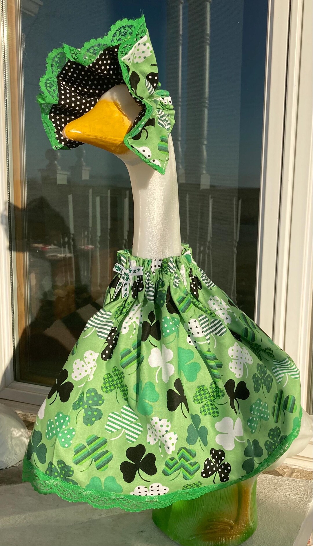 Clovers and Polka Dots Dress With Bonnet Hat Outfit Clothing Large ...