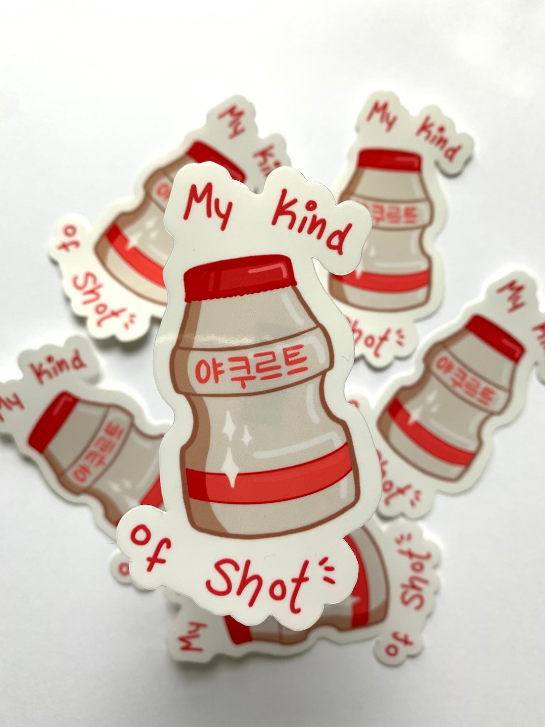 Pegatina impermeable Yakult, pegatina Yakuroto, korean Yogurt Drink Die-Cut Sticker, pegatina de ...