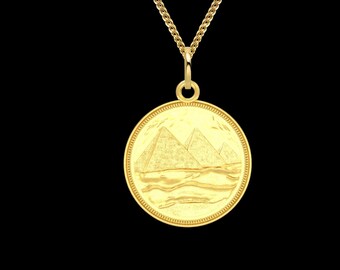 Pyramid of Giza Necklace - Etsy