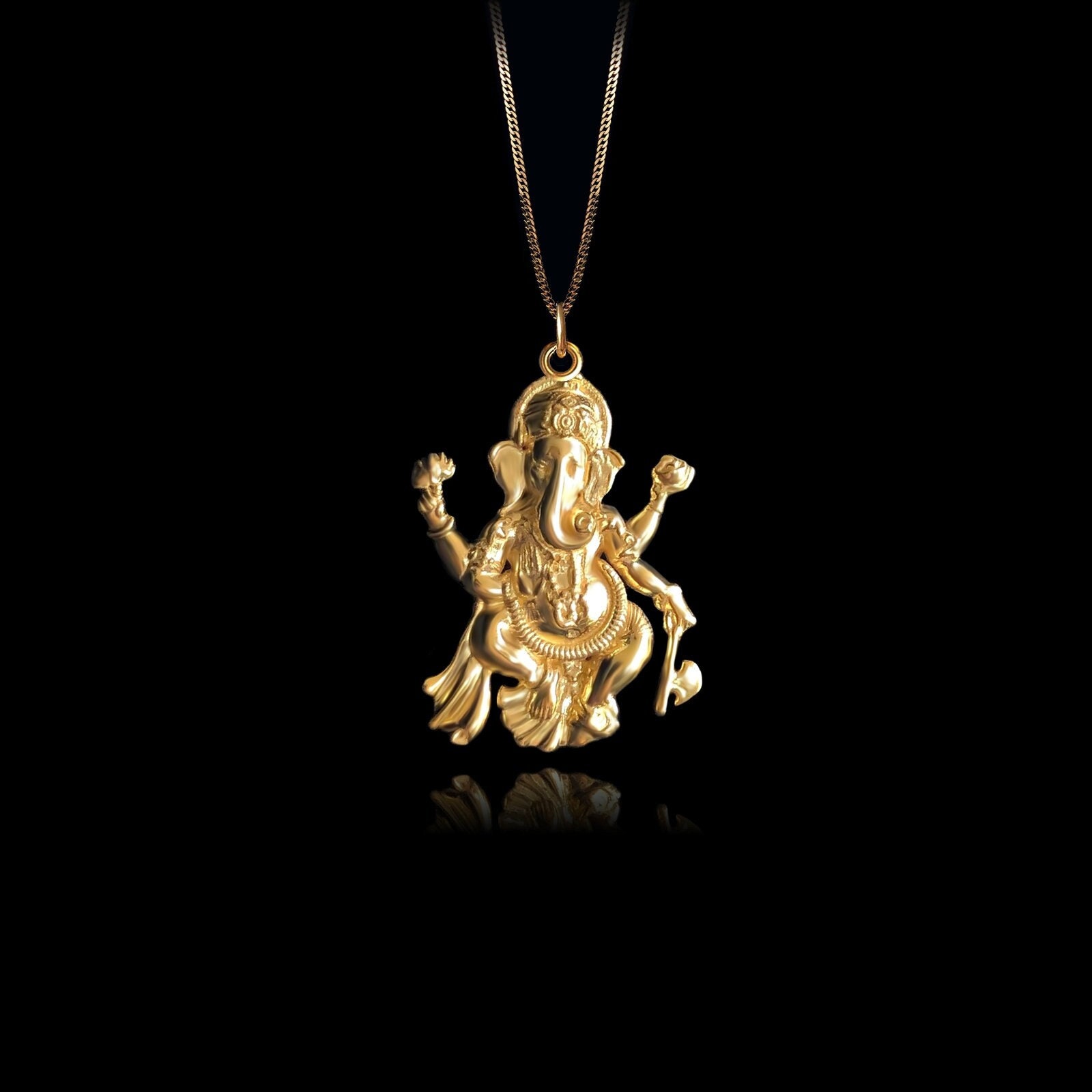 Ganpati locket in gold store