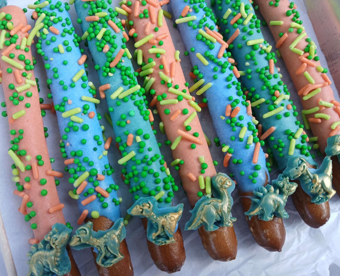 Gluten Free Dinosaur Party Treats: Oreos, Pretzels, Cakepops (60 Pieces ...