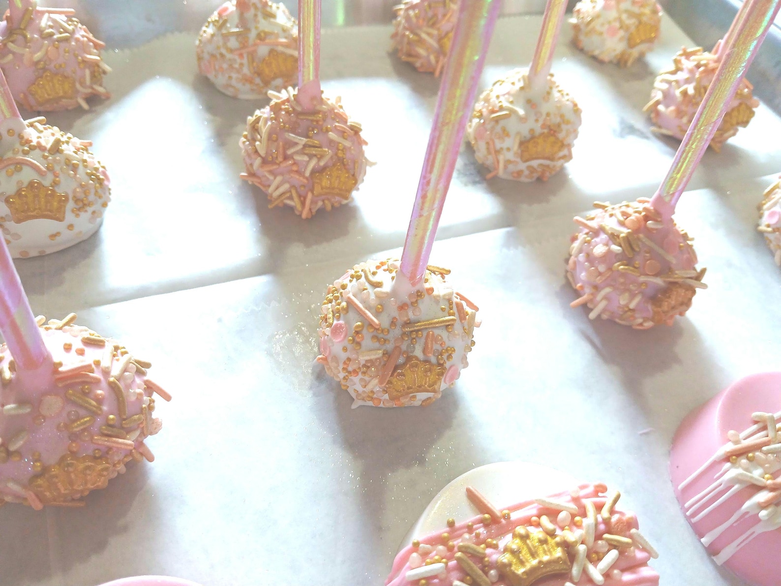 60 PC Gluten Free Pink Princess Treats: Oreos, Cakesicles, Pretzels - Etsy