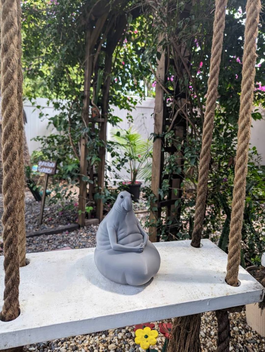 Homunculus Loxodontus Meme Figure - Margriet Breevoot Sculpture - Etsy