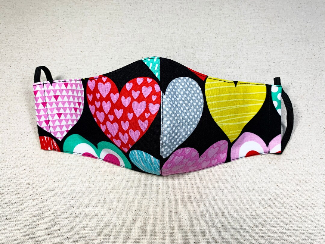 Modern Love Face Mask, Made in USA Face Mask, Black Red Hearts Face ...