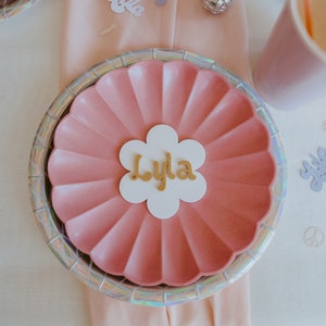 Daisy Name Card, Daisy Name Tag, Groovy Party Decor, Kids Place Card ...