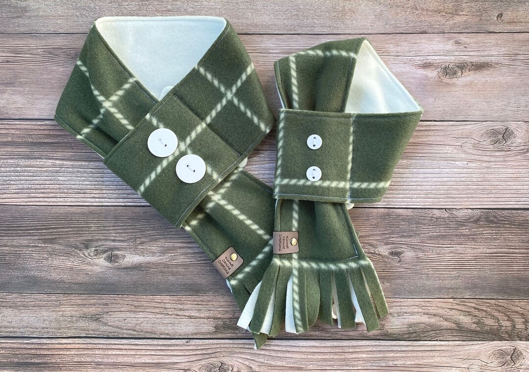 Green Dog Scarf, Fall Dog Scarf, Winter Dog Scarf, Christmas Dog Scarf ...