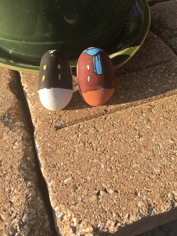 Donald and Della Duck Rocks | Etsy