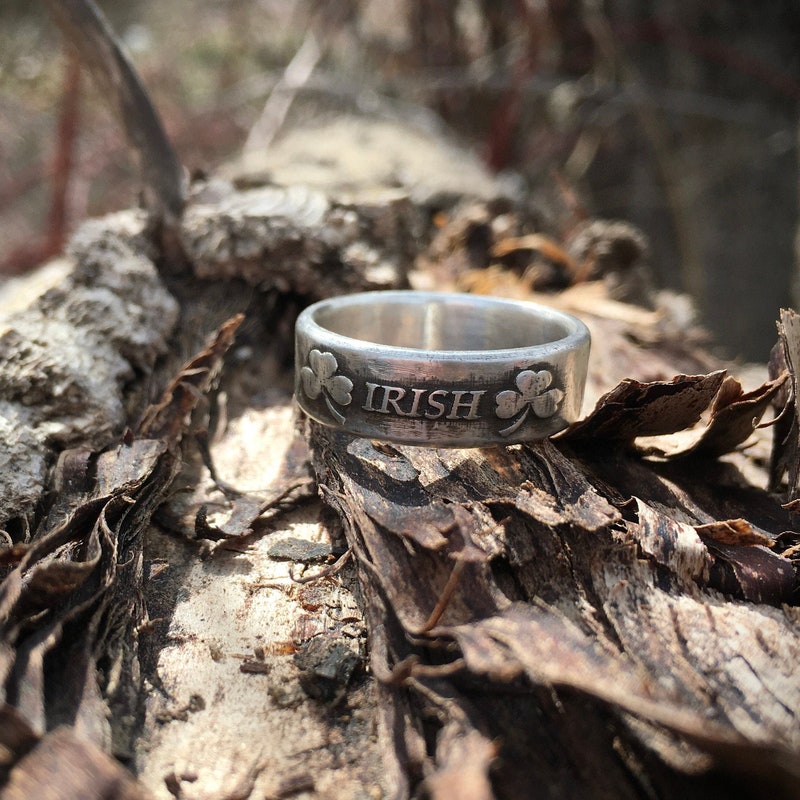 Shamrock Ring - Etsy
