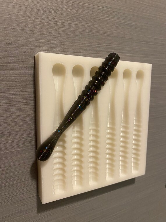 Fishing Sports & Outdoor Recreation Soft Plastic Bait Mold 9 inch trick ...