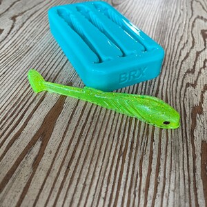 Soft Plastic Bait Mold, 5 Inch Ribbed Swimbait, Plastisol , USA Made - Etsy