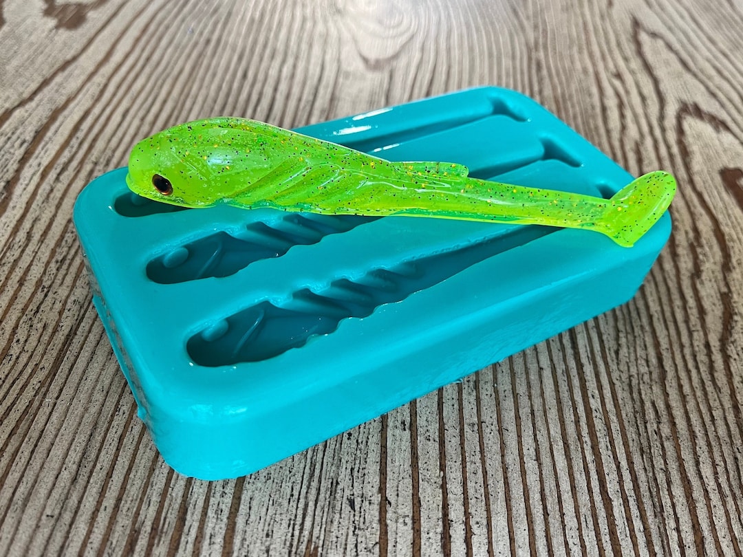 Soft Plastic Bait Mold, 5 Inch Ribbed Swimbait, Plastisol , USA Made - Etsy