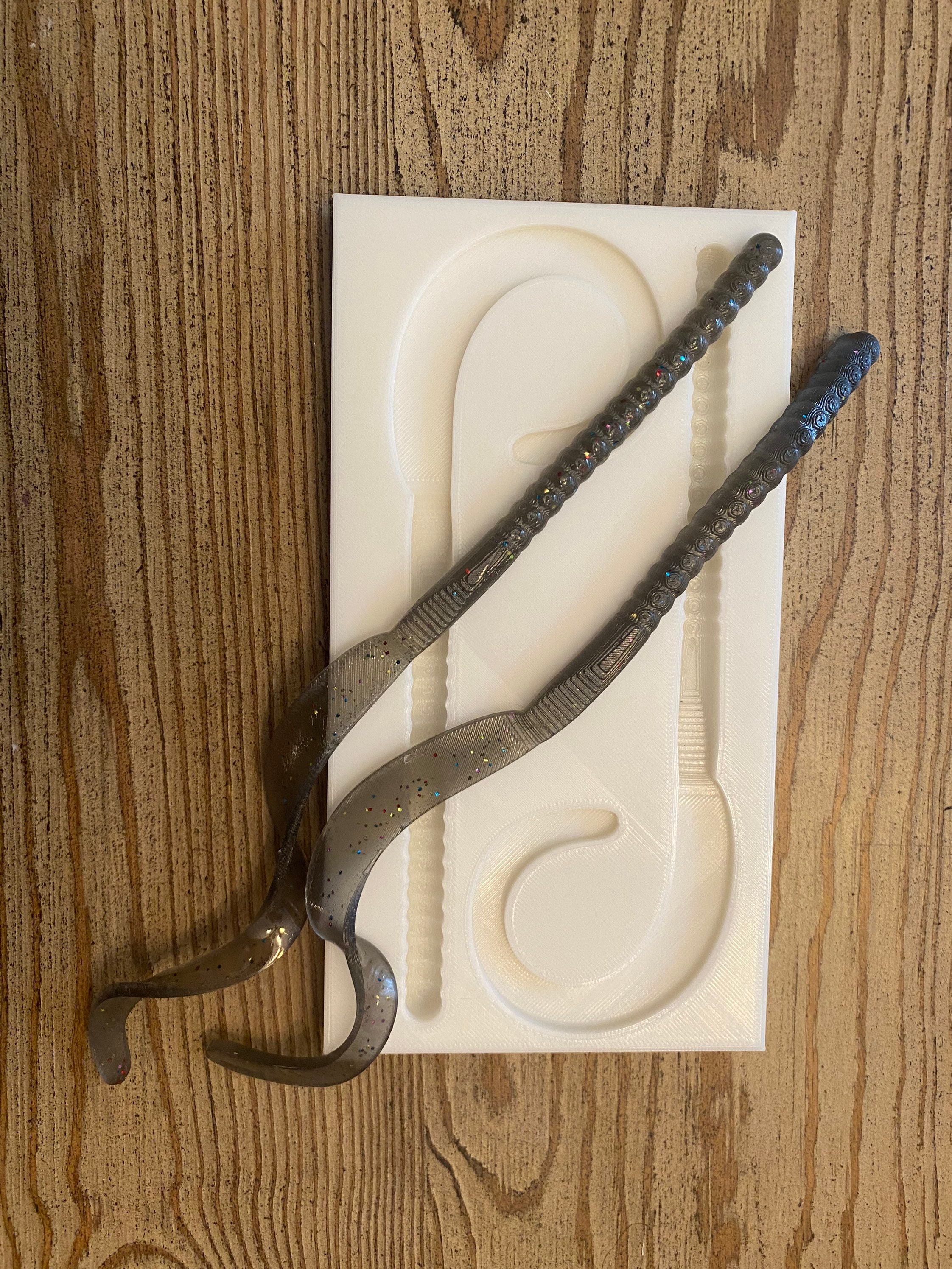 Fishing Sports & Outdoor Recreation Soft Plastic Bait Mold 9 inch trick ...