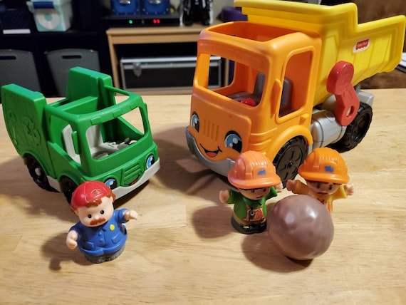 Little people dump truck store