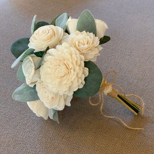 Modern and Elegant Wedding Bouquet Ivory Flowers Sola Wood - Etsy