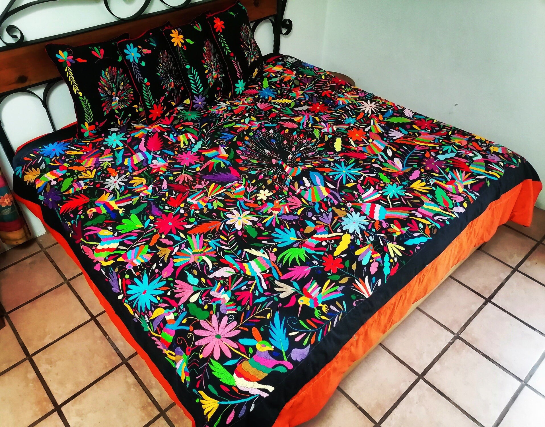 Mexican Textiles Bedspreads