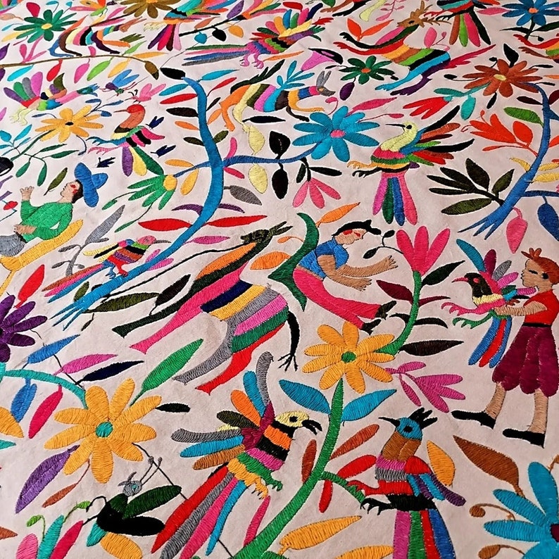 Beautiful Little Town With Embroidered Otomí Traditions. - Etsy