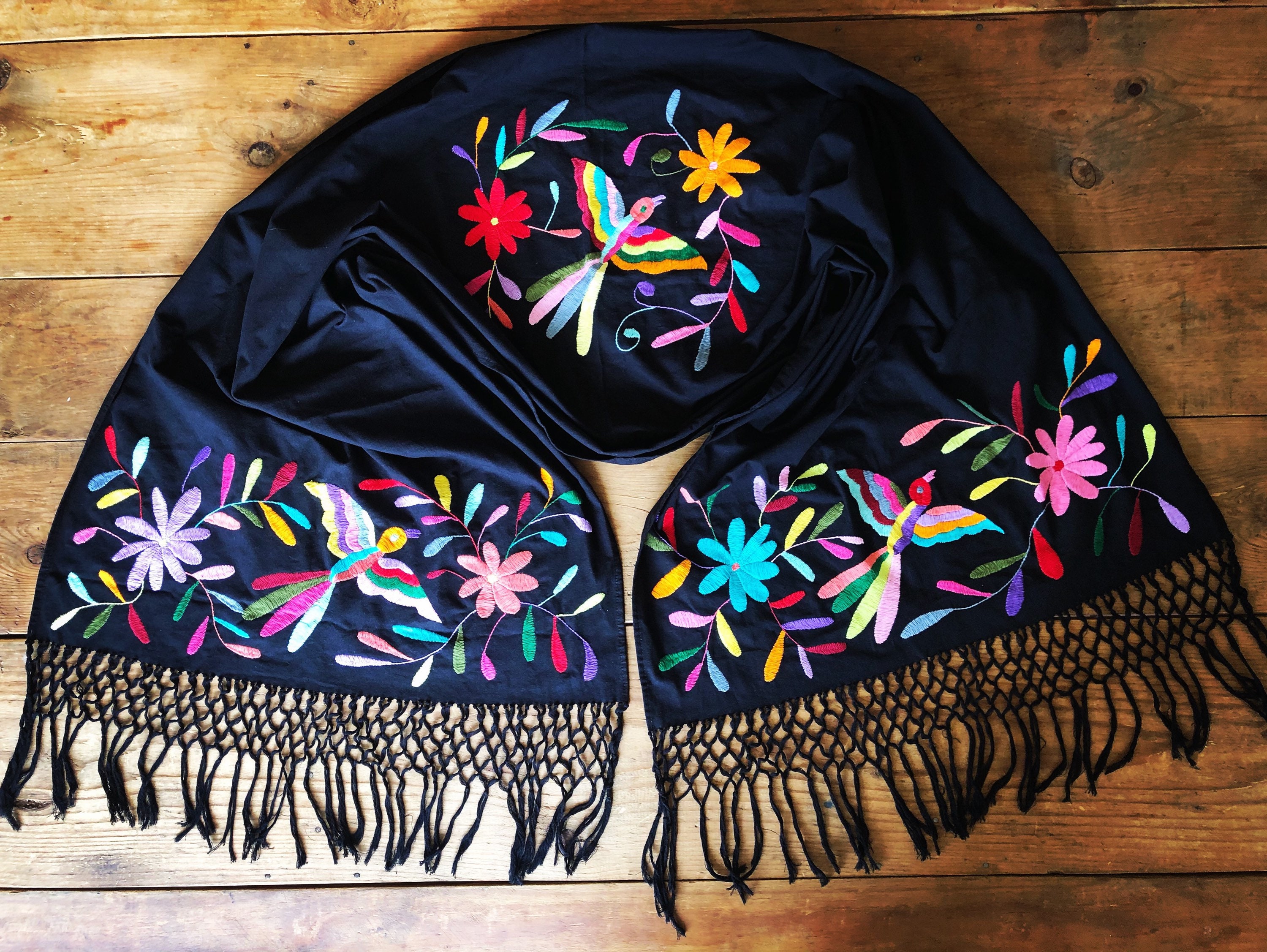 Rebozo Tenango 100% bordado a mano. - Etsy México