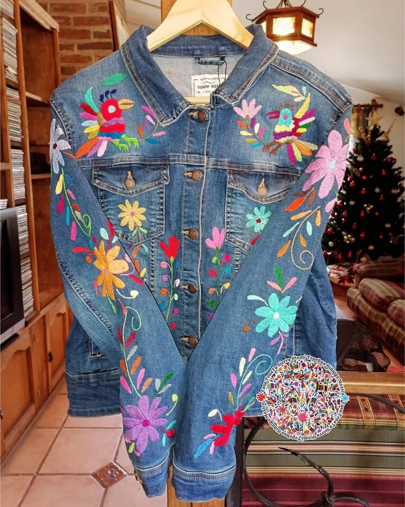 Beautiful Denim Jacket, Otomi Embroidery todos Santos. - Etsy