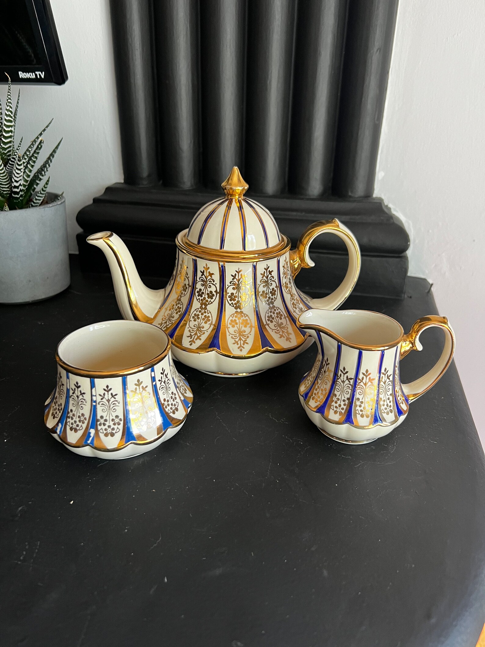 Sadler Carousel Tea Pot Set Teapot, Sugar, and Creamer Made in England ...