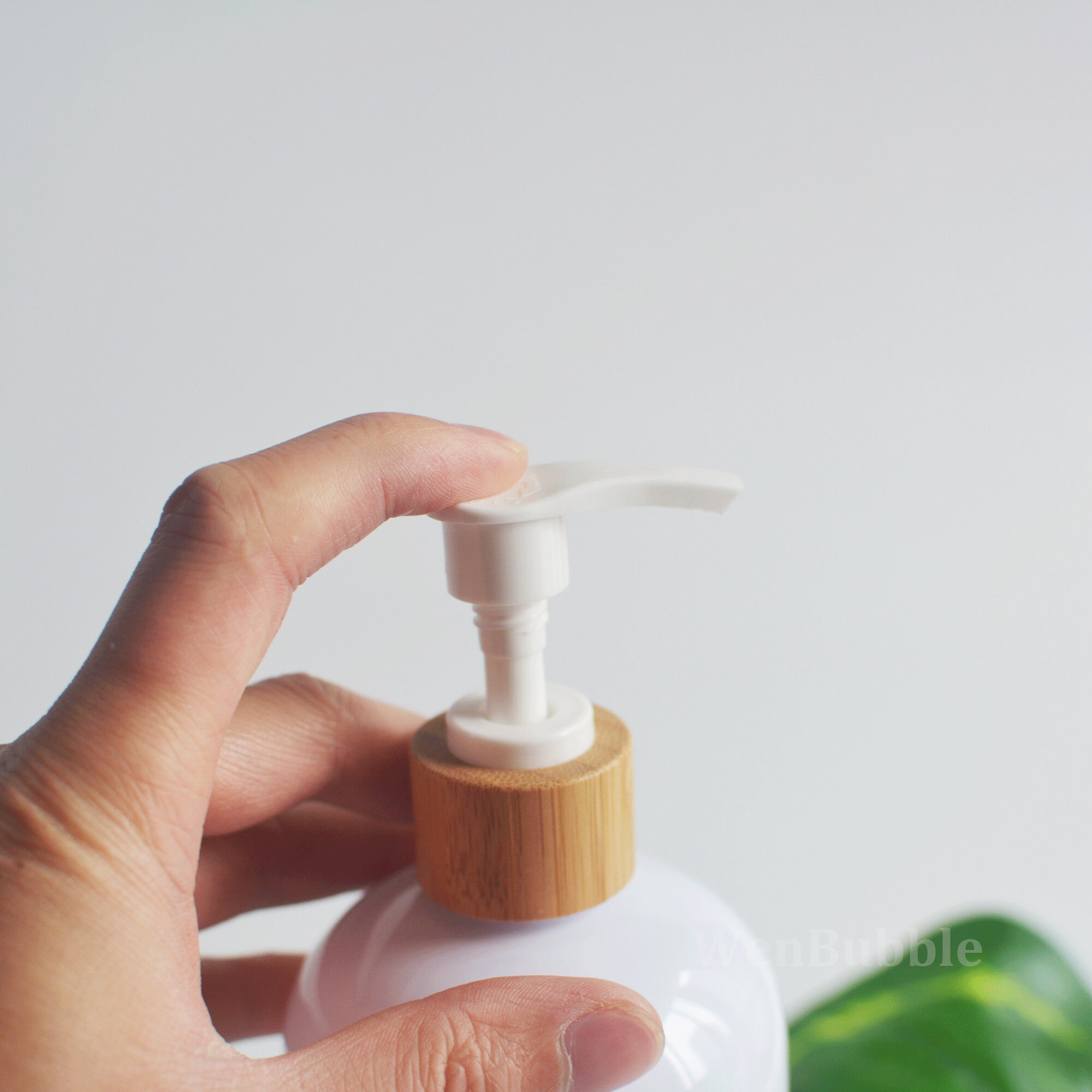 500ml 16oz Natural Bamboo Wooden Soap Dispenser Bottle, Plastic White ...